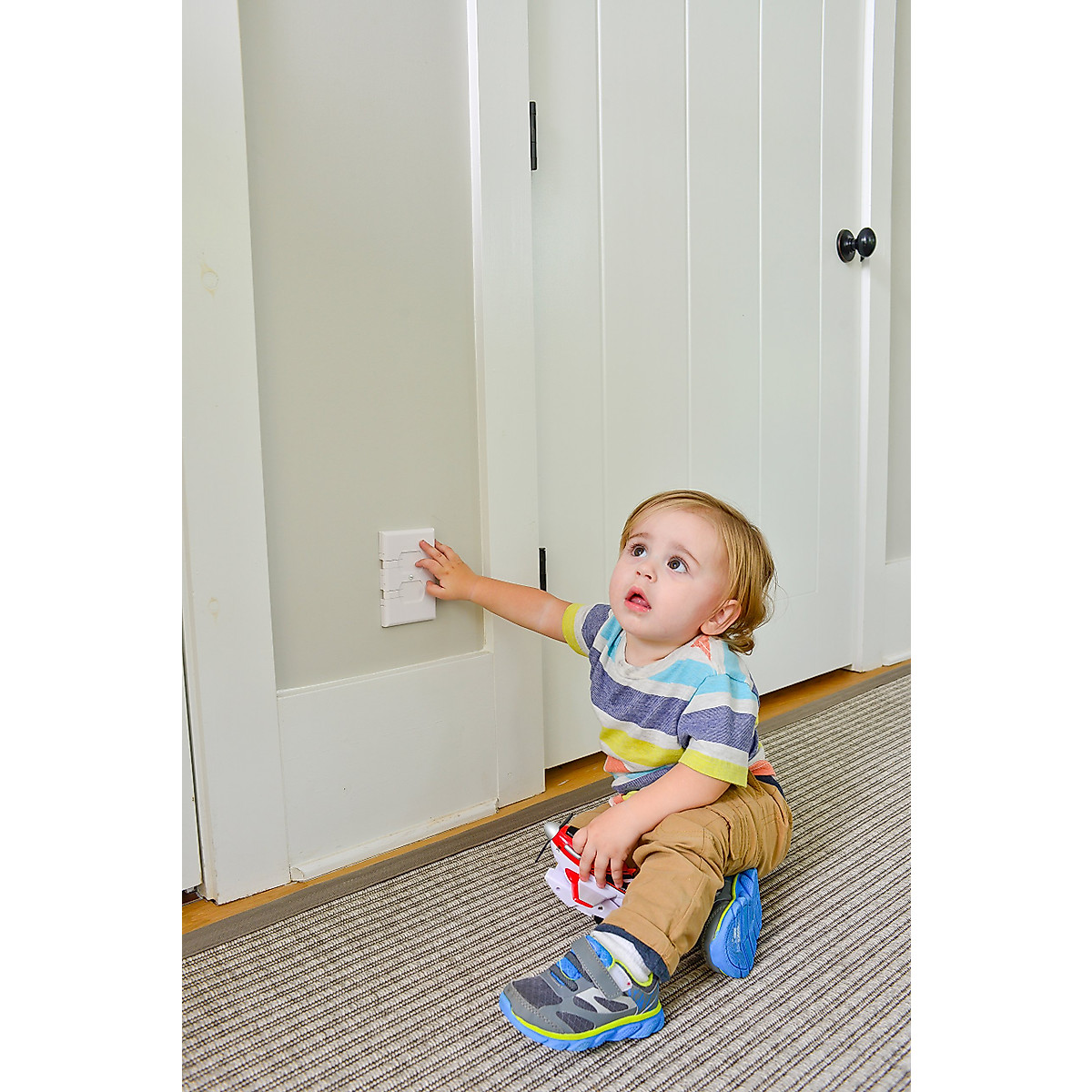 Cardinal Gates 3 Piece Socket Guard, White