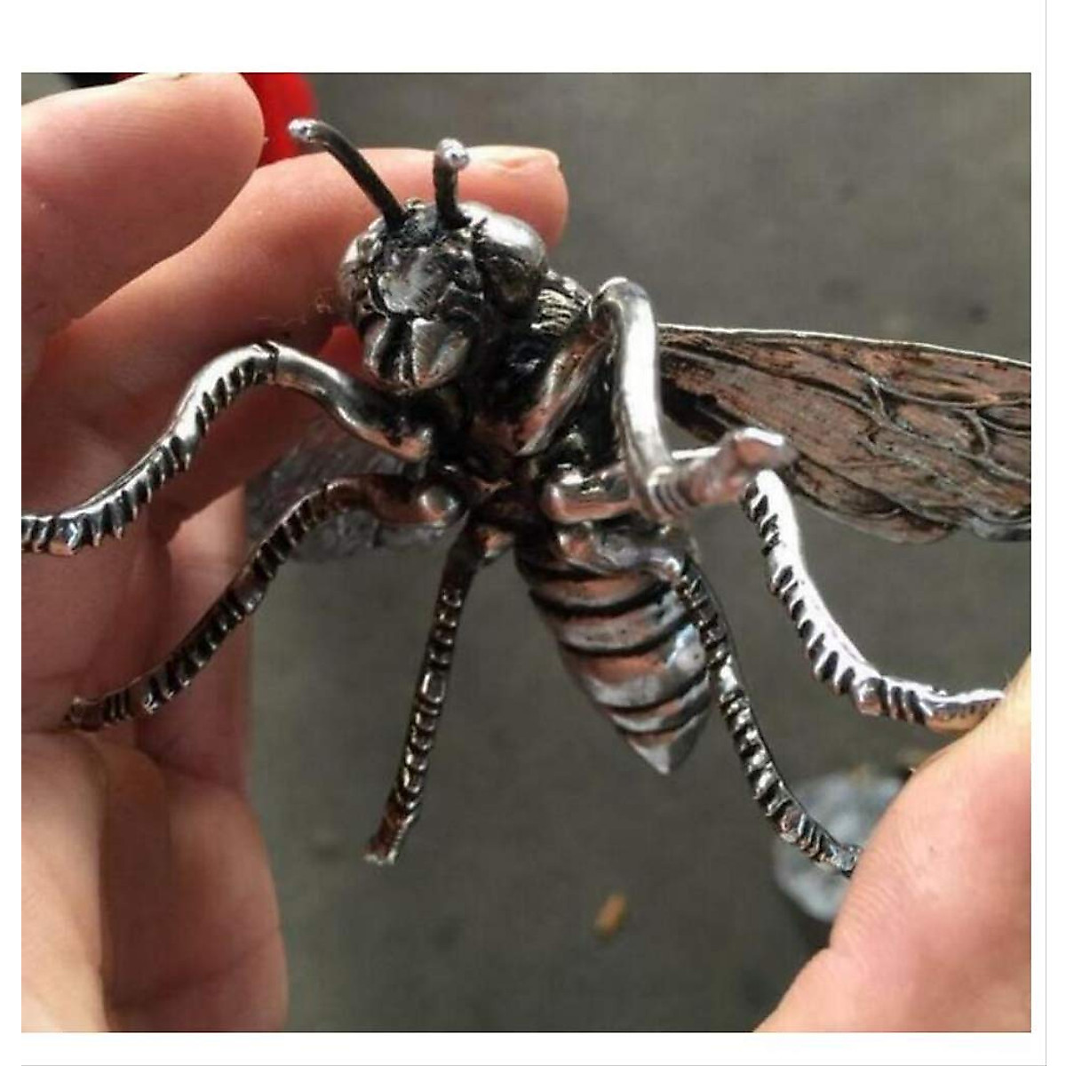 LILOVE Statue China Delicate Hand Sculpture Miao Silver Honeybee Statue Bees