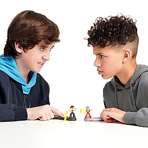 Akedo Ultimate Arcade Warriors Versus Pack - Chux Lee Vs Crackup, Multicolor (14257)