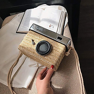 TENDYCOCO Crossbody Bag Camera Shaped Straw Woven Bag Mini Shoulder Bag for Women (Khaki)