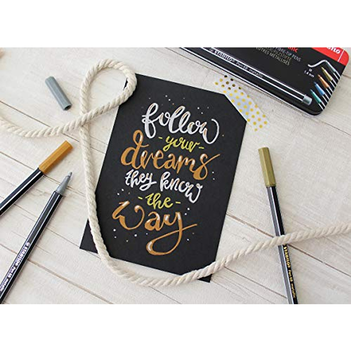 STABILO Premium Metallic Fiber-Tip Pen Pen 68 metallic - Tin of 8 - Assorted Colors with Hanging Loop