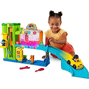 Fisher-Price Little People Toddler Toy Light-Up Learning Garage Playset with Smart Stages, Car & Ramp for Pretend Play Kids Ages 1+ Years