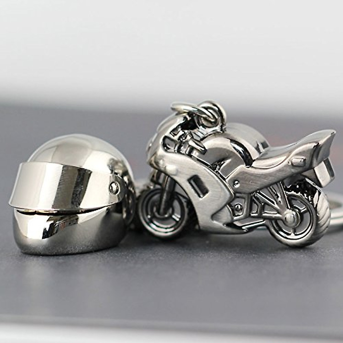 maycom Creative Fashion Romantic Couple Keychain Key Chain Ring Keyring Key Fob for Valentine's Day Gift (Helmet & Motorcycle)