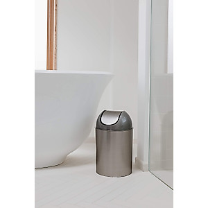 Umbra Mezzo, 2.5 Gallon Trash Can with Lid, Ideal For Small Spaces, Home and Office, Brushed Silver