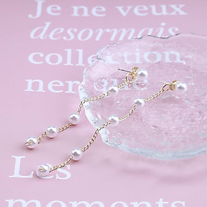 Allereyae Boho Dangle Pearl Drop Earrings Long Tassel Pearl Earrings Vintage Pearl Studs Earrings Wedding Pearl Chain Earrings jewelry for Women and Girls