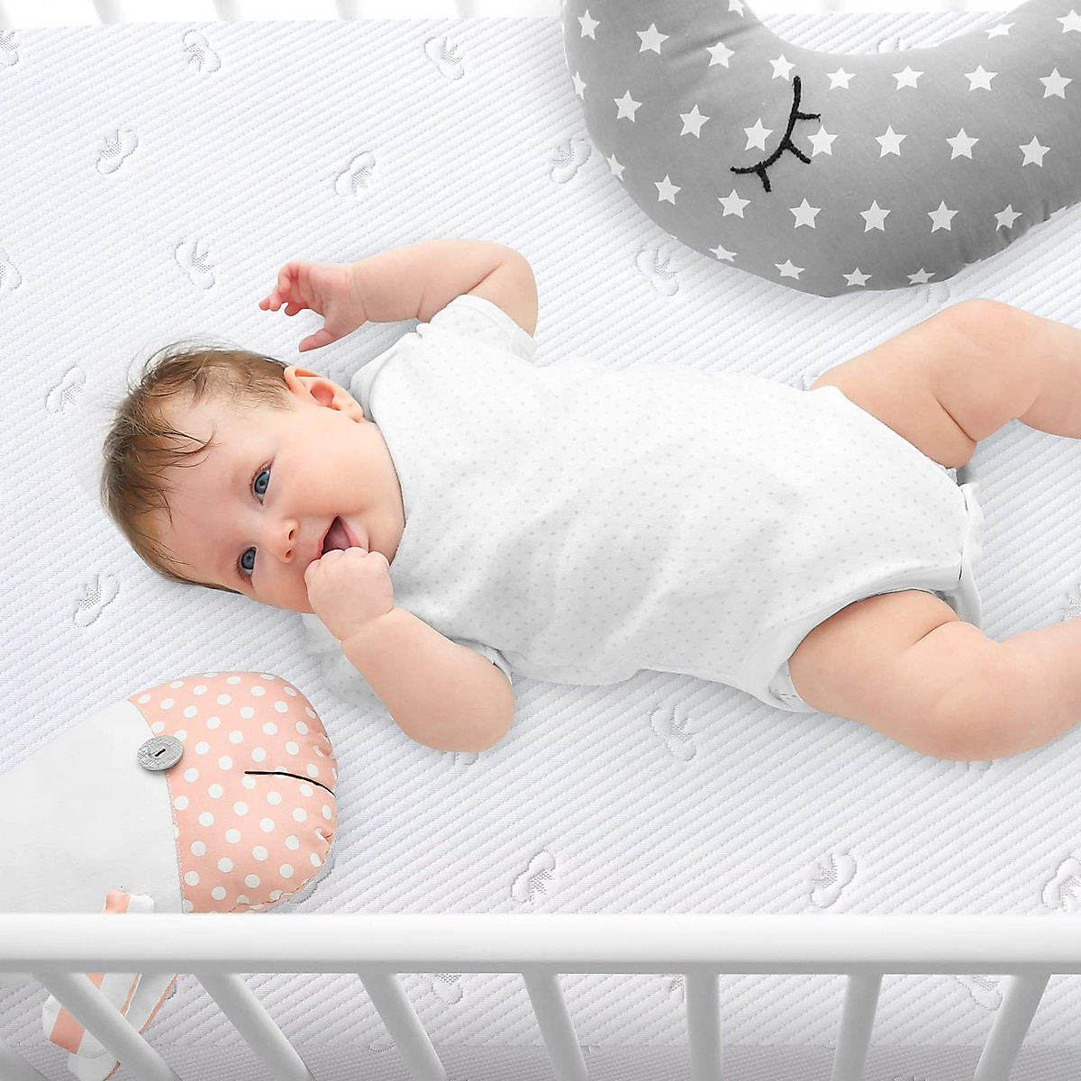 Bubble bear Noiseless and Waterproof Crib Mattress Protector, Super Skin-Friendly,Quilted Fitted Crib Mattress Sheet, Extra Soft Toddler Mattress Cover 52x28-fits up to 8.6"