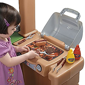 Step2 Gather & Grille Playhouse
