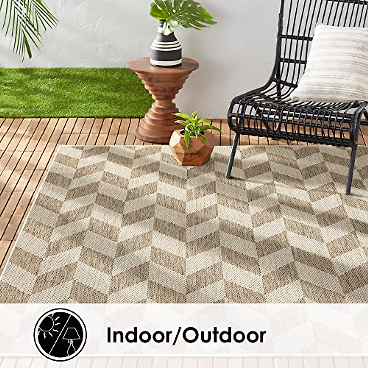 Nicole Miller New York Patio Country Calla Contemporary Herringbone Indoor/Outdoor Area Rug, Brown/Beige, 5'2"x7'2"