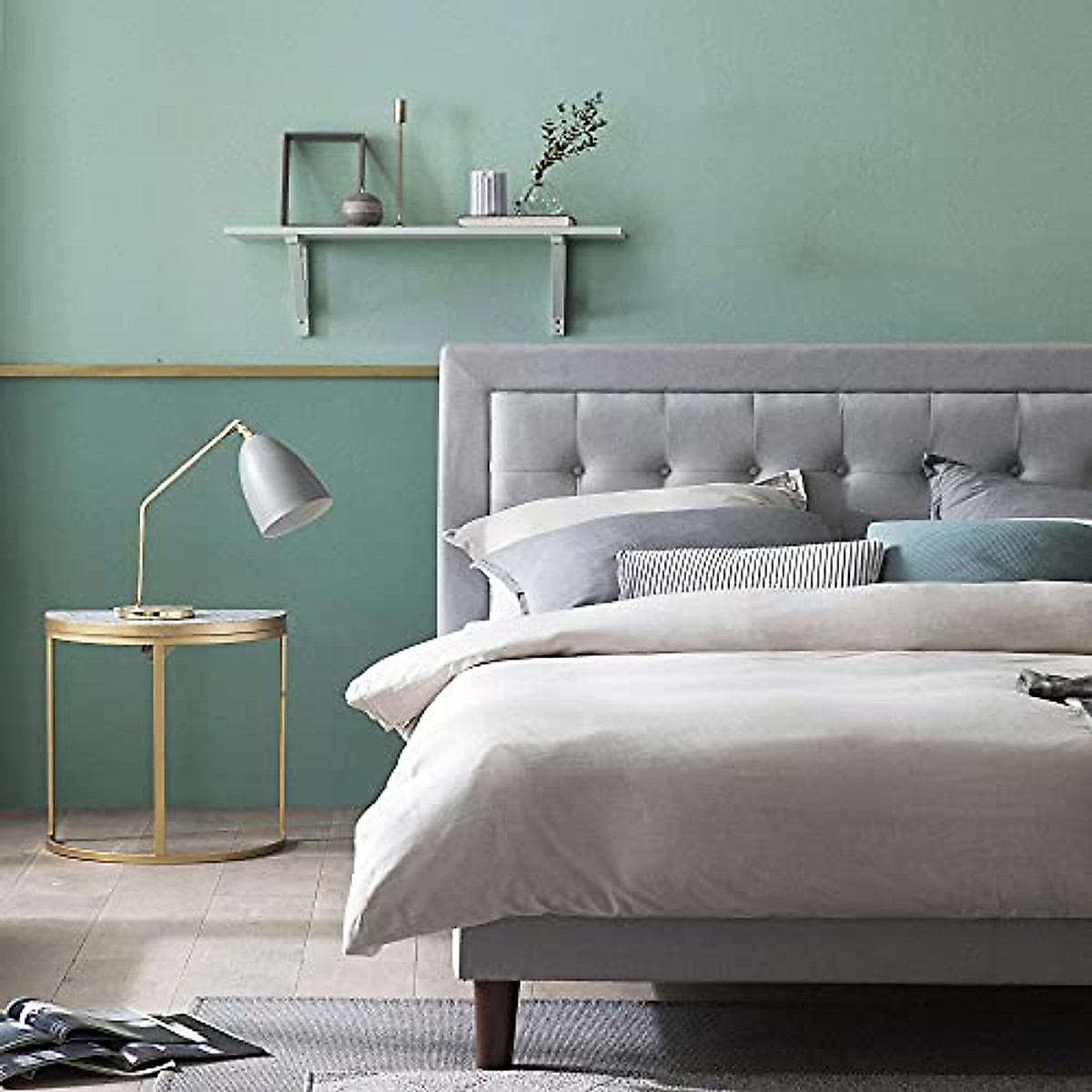 Zinus Dachelle Upholstered Platform Bed Frame / Mattress Foundation / Wood Slat Support / No Box Spring Needed / Easy Assembly, Queen