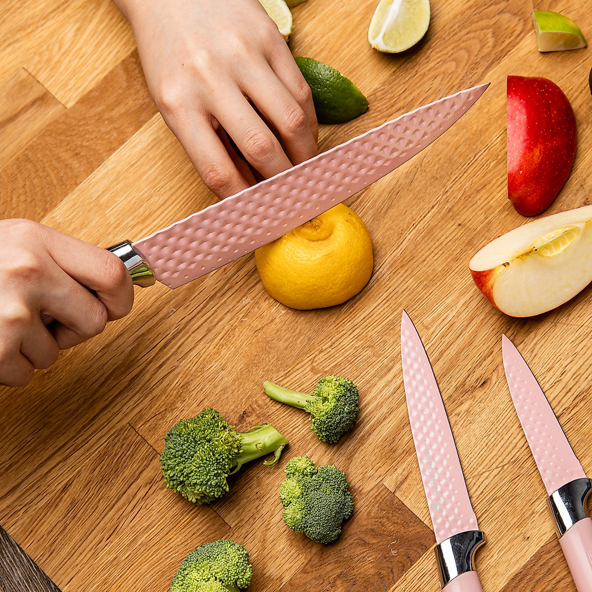 Bakedger 7 pieces knives set, ultra sharp, attractive design, chef knife, slicing knife, bread knife,utility knife paring and shears, scissors, peeler, stylish design, Pink