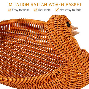 Baluue Rattan Woven Basket Fruit Bread Serving Baskets Duck Shaped Weaving Countertop Vegetable Holder Fruit Bowl Home Decor for Bread Snacks
