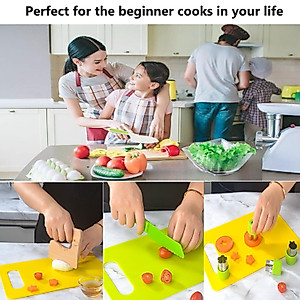 Higoney 13pcs Kitchen Set for Toddlers, Kids Knife Set for Real Cooking,Toddler Safe Knives Set with Cutting Board Fruit Vegetable Crinkle Cutters Serrated Edges Plastic-Kids Kitchen Tools