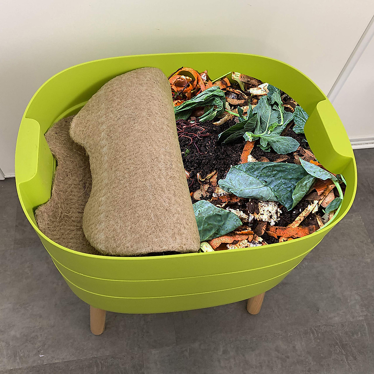 Urbalive Grey, Complete Kit | Wormery, Worm Farm, composter Design | Starter Substrate | Hemp mat + Shovel | Interior, Balcony and Garden