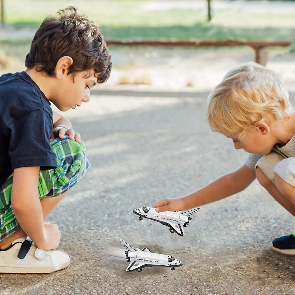 ArtCreativity Diecast Space Shuttle with Pullback Mechanism, Set of 2, Diecast Metal NASA Space Toys for Boys, Astronaut Cake Decorations, Astronaut Space Theme Party Favors
