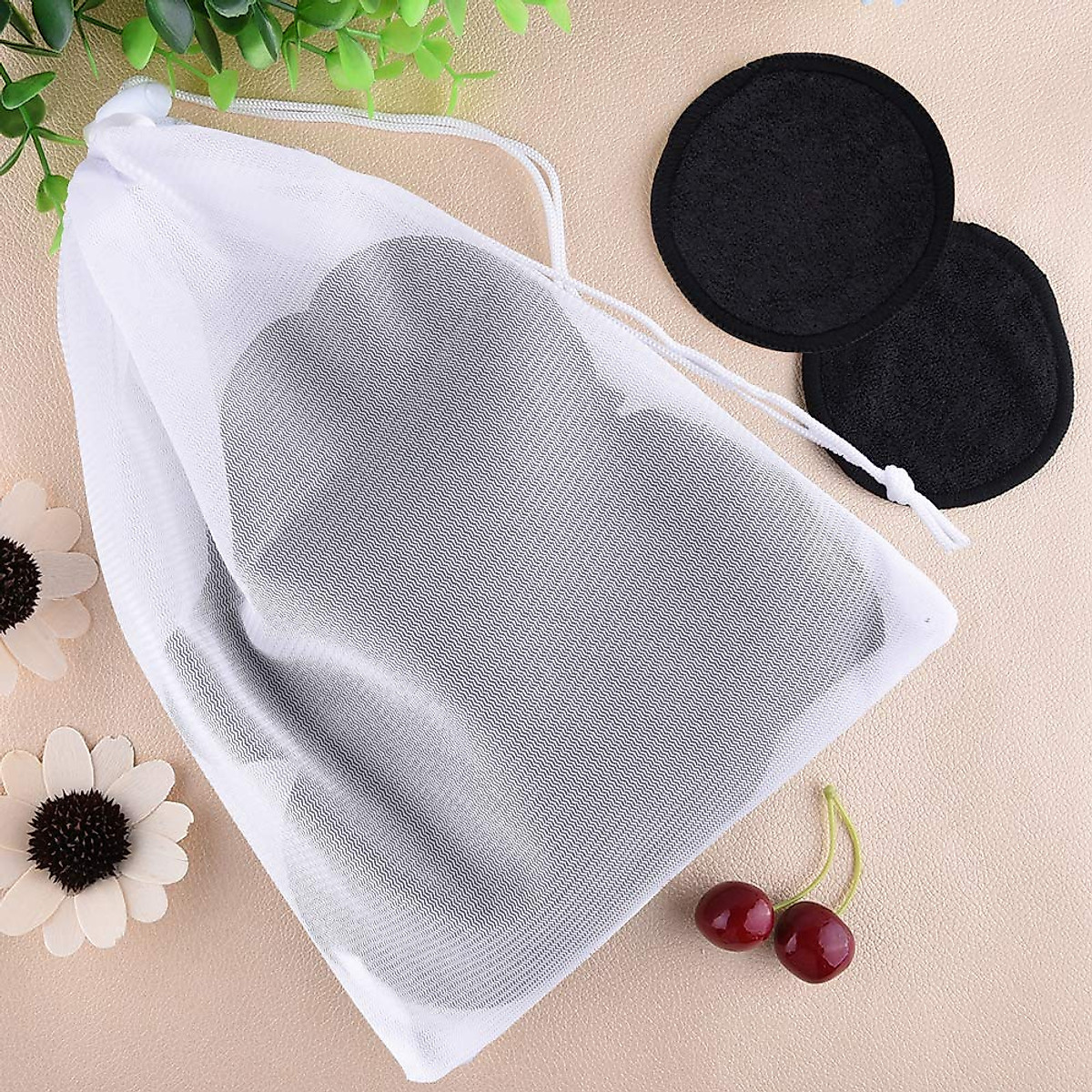 SIQUK 24 Pieces Reusable Cotton Rounds Black Makeup Remover Pads Layers Washable Organic Bamboo Cleansing Cloth Pads with Laundry Bag for Eye Makeup Remove Face Wipe