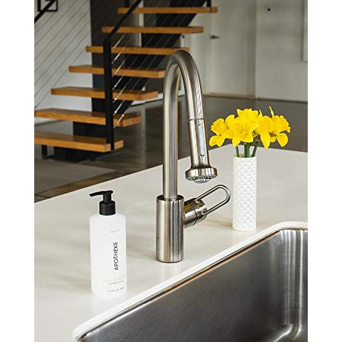 APOTHEKE Liquid Soap - Plant-Based (10fl oz) - Made in the USA (Magnolia Bouquet)