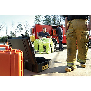 Pelican 1500 Camera Case With Foam (Desert Tan)