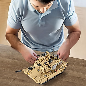dOvOb Army Tank Building Block(1080 PCS),WW2 Military M1A2 Abrams Tank Model with Soldier Figures,Toys Gifts for Kid and Adult