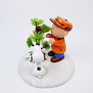 Department 56 Peanuts Charlie Brown & Snoopy The Perfect Tree Figurine | Hand-Crafted & Hand-Painted 2.76 Inch