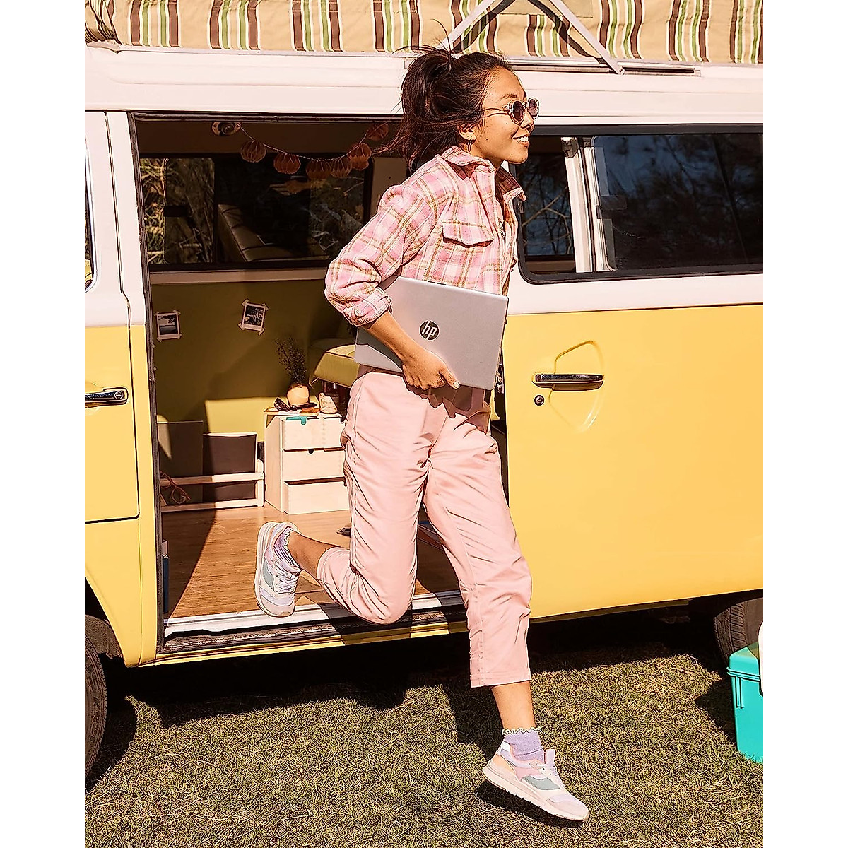 HP Touch 14 Slim Laptop in Silver Qualcomm 8-Core up to 2.55 GHz 8GB RAM 128GB SSD 14in Full HD LCD Webcam WiFi Fingerprint Reader Windows 11 iSlik Pen (14-ED00-Renewed)