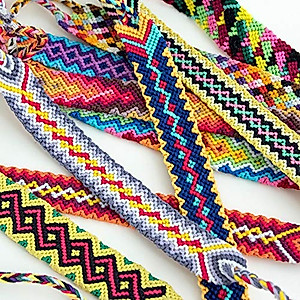 Caydo 100 Skeins Embroidery Floss, Friendship Bracelets String with 12 Pieces Floss Bobbins