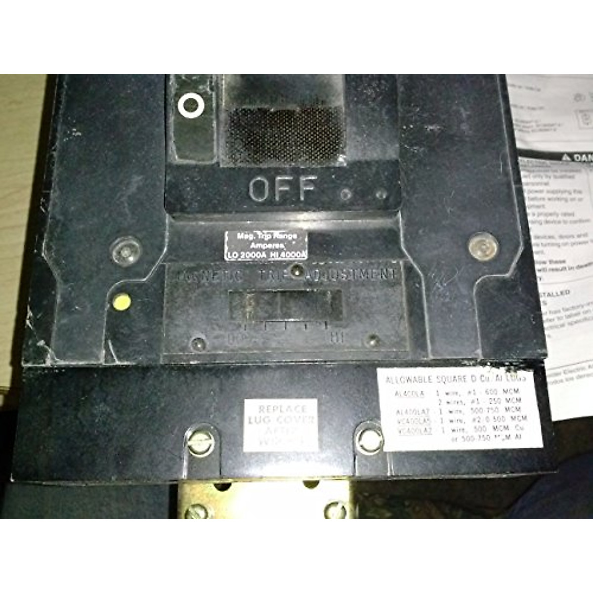 SCHNEIDER ELECTRIC 600-Volt 400-Amp LA36400 Molded Case Circuit Breaker 600V 400A