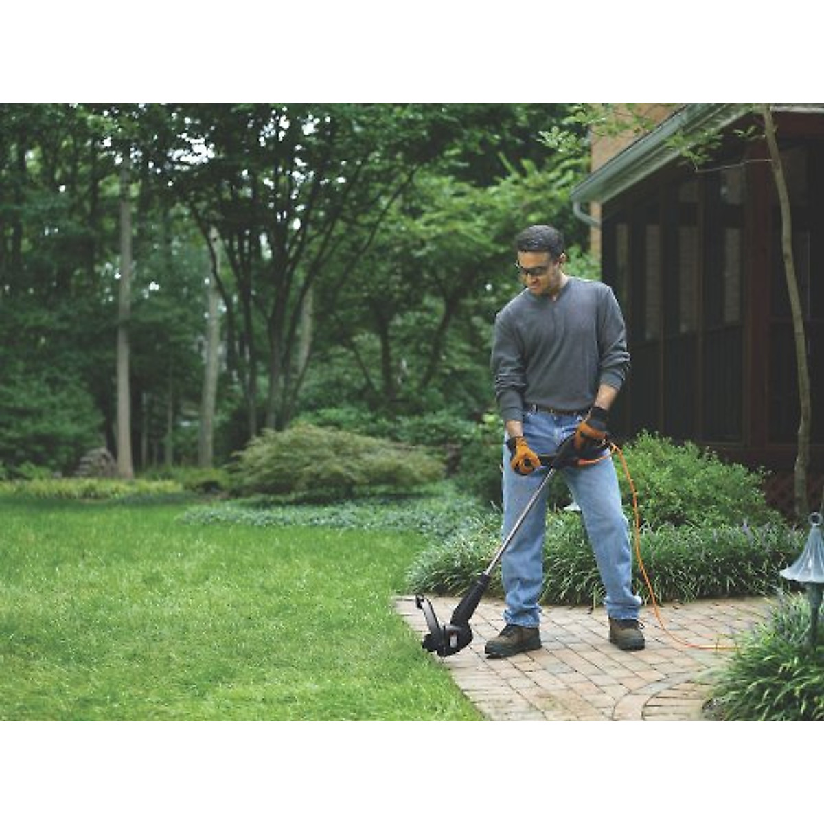 BLACK+DECKER Electric Trimmer/Edger, Corded, 3.5 amp, 12-Inch (ST4500)