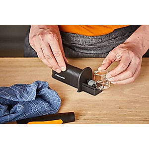Fiskars, Knife Sharpener with Ceramic Grindstone Roll-Sharp, one Size, Black