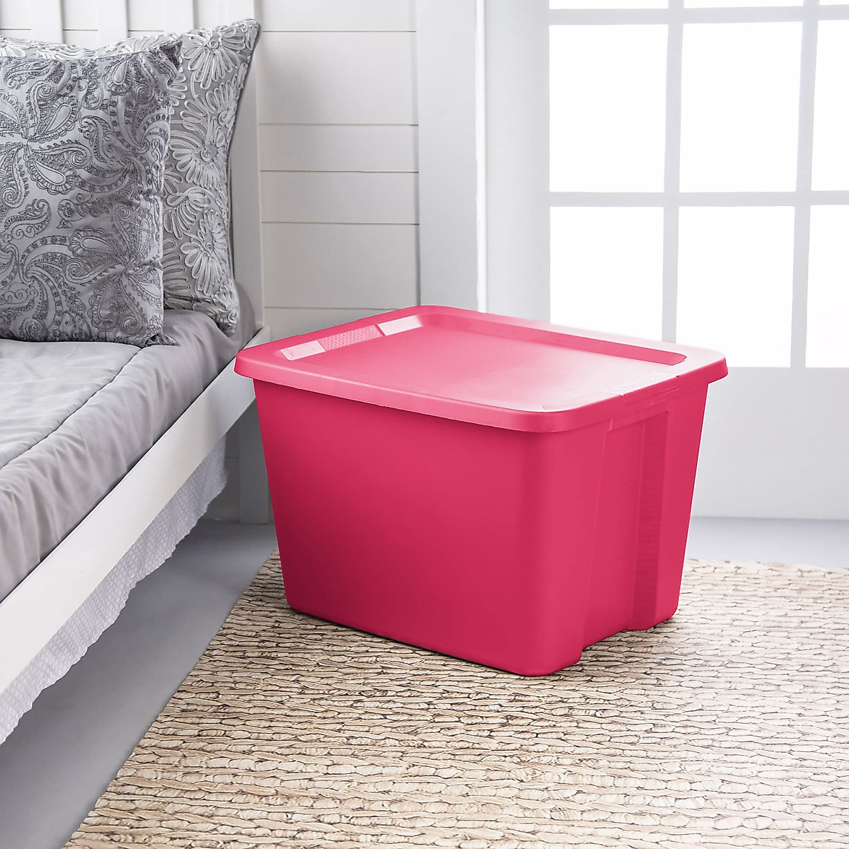ouyoo Plastic Storage Bin 18 Gallon Storage Tote Organizing Container with Durable Lid , Stackable and Nestable, Great for Garage Storage, Office Supplies, Clothes, Moving Boxes, 8 Pack（Fuchsia ）