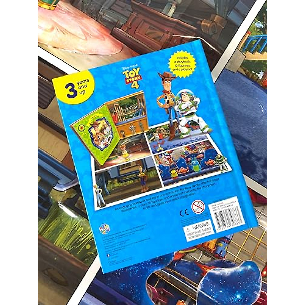 Disney / Pixar Toy Story 4 My Busy Books - Storybook, 10 figurines, playmat