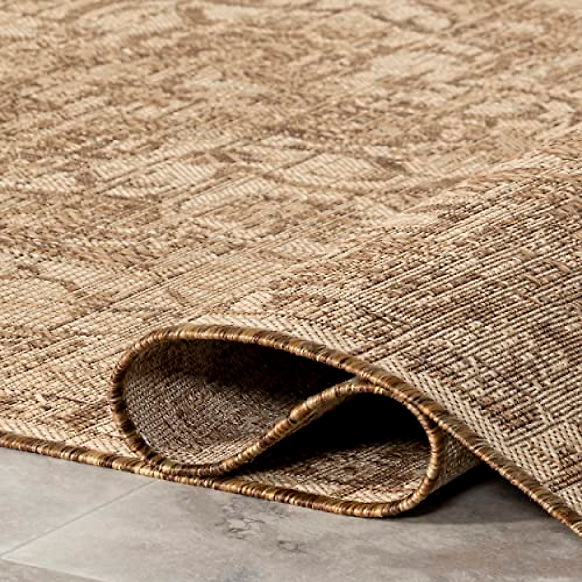 nuLOOM Becki Traditional Medallion Indoor/Outdoor Area Rug, 8' x 10', Beige