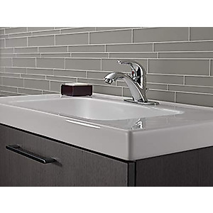 Delta Faucet Classic Single Hole Bathroom Faucet, Single Handle Bathroom Faucet Chrome, Bathroom Sink Faucet, 1 Hole Bathroom Faucet, Drain Assembly, Chrome 583LF-WF