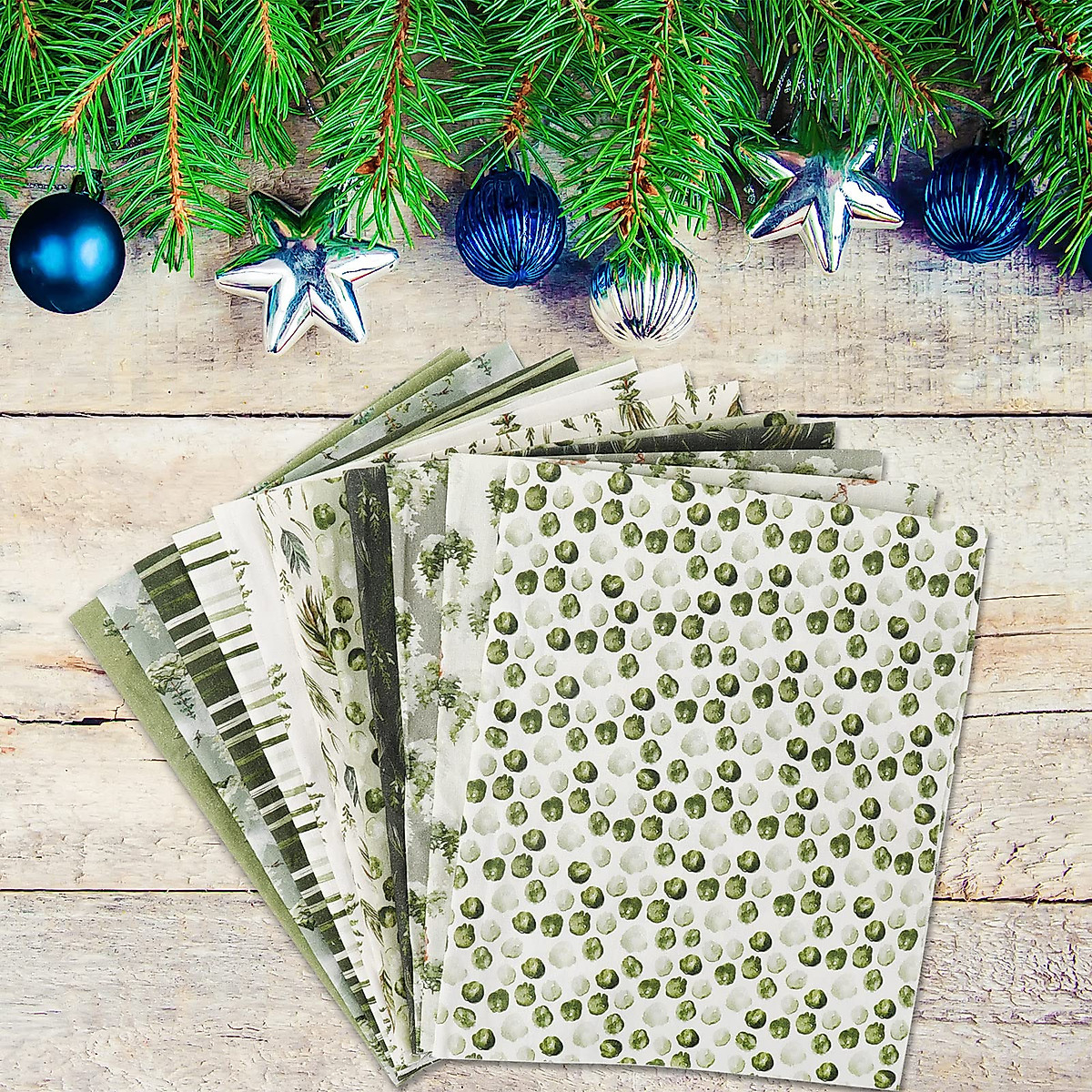 Whaline 12Pcs 18" x 22" Christmas Fat Quarter Fabric Bundles Watercolor Green Christmas Tree Printed Quilting Patchwork Cotton Craft Fabric Pre-Cut Square Sheets for DIY Patchwork Sewing Crafting
