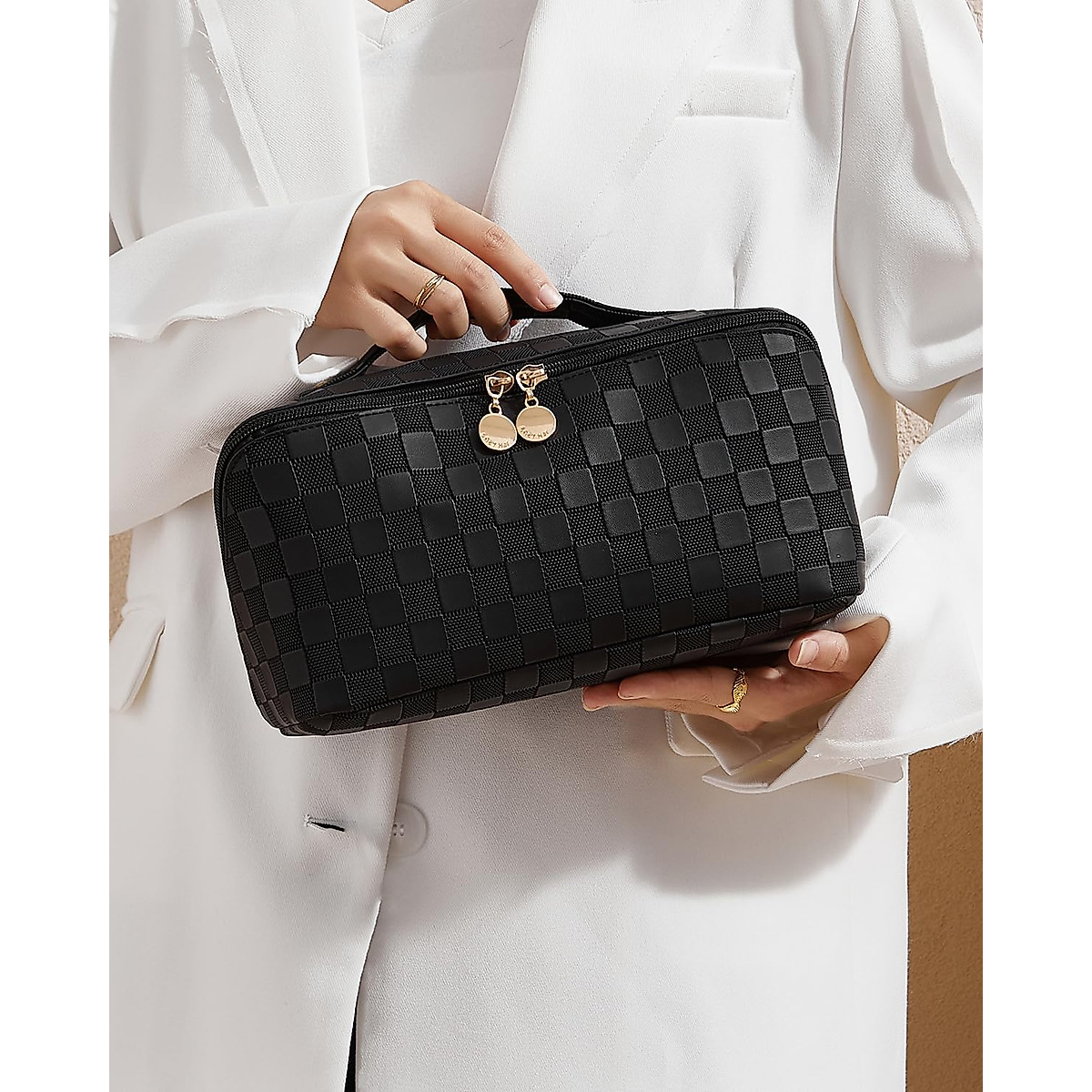 EACHY Travel Makeup Bag,Large Capacity Cosmetic Bags for Women,Waterproof Portable Pouch Open Flat Toiletry Bag Make up Organizer with Divider and Handle (LD-Black, Large)