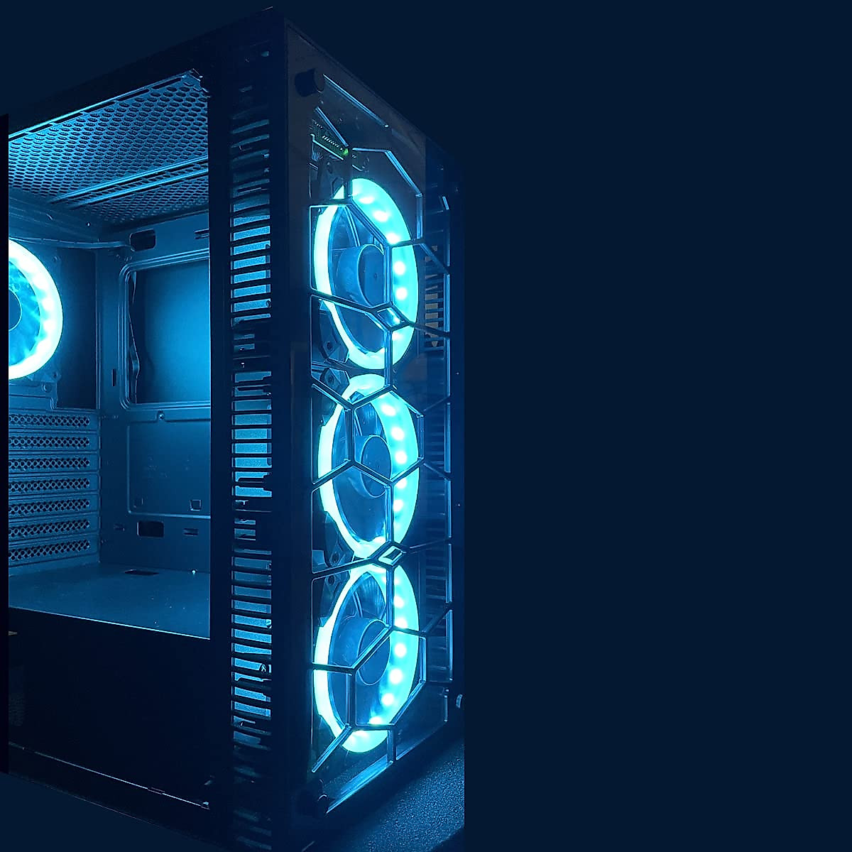 SaharaGaming P44 with 3 Black Pirate Eye Modular Fans & Universal hub