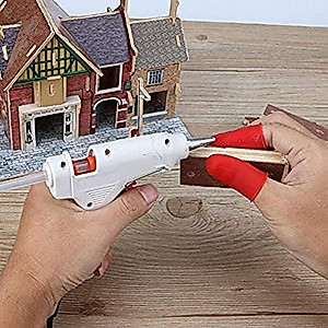 InfantLY Bright 3Pcs/Set Silicone Hot Glue Gun Finger Cover Caps, Protectors Silicon Gloves Rubber Tips Pads with Assorted Sizes for Knitting Sewing Adhesives Scrapbooking Craft Ironing