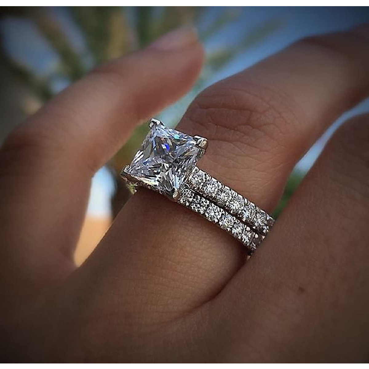 GUIDECUN Women's Princess Cut Cubic Zirconia 2 Piece Bridal Ring Set,CZ Halo Solitaire Wedding Engagement Ring Set (US Size 7)