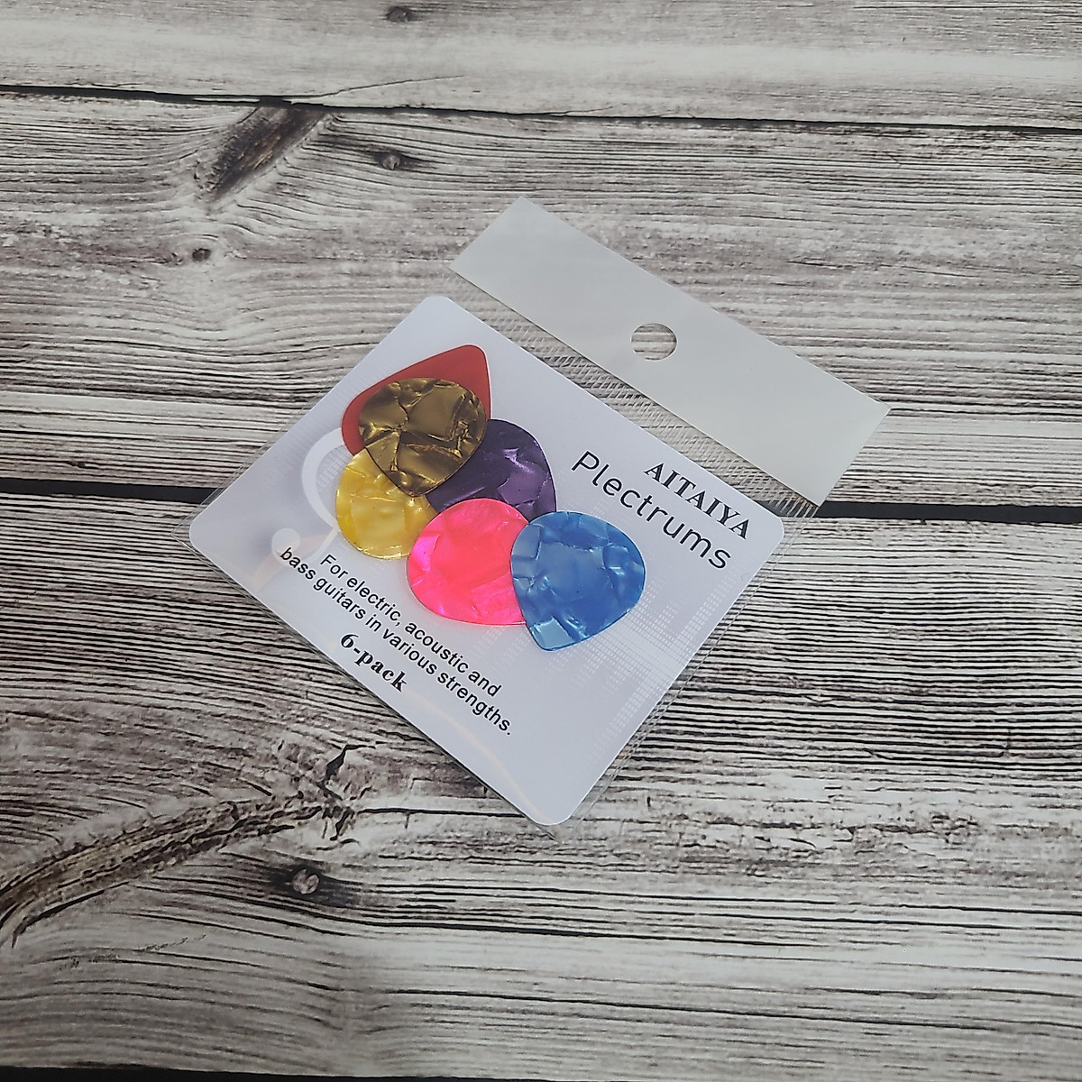 AITAIYA Plectrums,Guitar Picks, For electric, acoustic and bass guitars in various strengths - Precision Picks for Every Guitarist