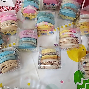 HOZEON 150 PCS Clear Favor Boxes 2 x 2 x 2 inches, Clear Plastic Gift Boxes, Transparent Gift Box for Candy, Cookies, gift, Wedding, Birthday Party, Cupcakes, Thanksgiving, Christmas