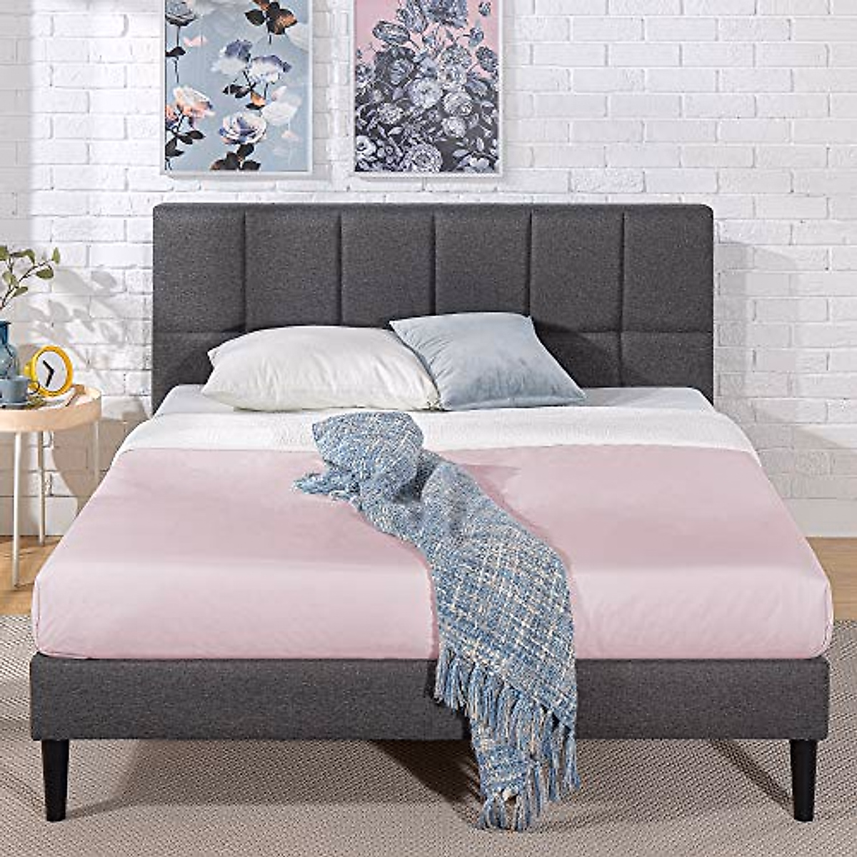 ZINUS Lottie Upholstered Platform Bed Frame with Short Headboard and USB Ports / Mattress Foundation / Wood Slat Support / No Box Spring Needed / Easy Assembly, Grey, Queen