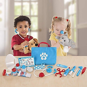 Melissa and Doug LCI8520 Examine and Treat Pet Vet Play Set, 24 Pieces, Complete Toys Set with Plush Dog and Cat, Sold as 1 Set