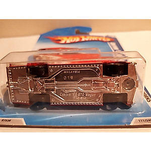 Hot Wheels 2010 City Works 03/10 RED and White City FIRE Department Custom '66 GTO Wagon