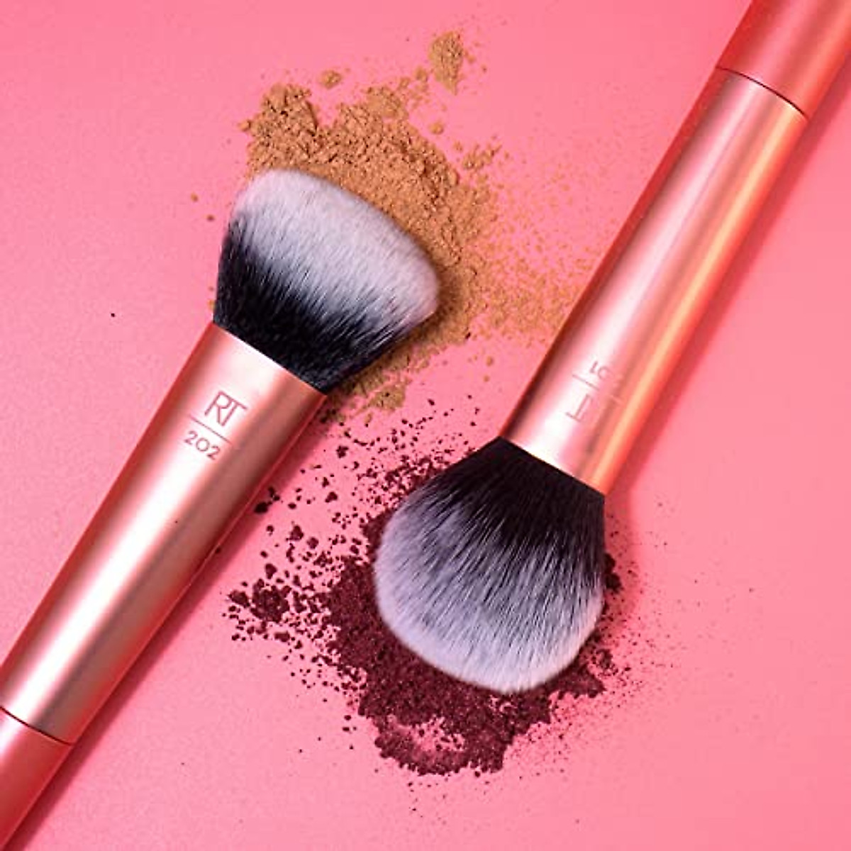 Real Techniques InstaPop Face Brush, For Liquid, Cream, & Powder Makeup, Blush, Bronzer, & Foundation Face Brush, Loose & Pressed Powder, Synthetic Bristles, Cruelty-Free & Vegan, Orange, 1 Count