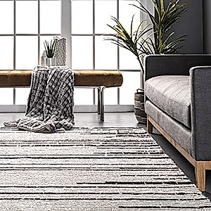 nuLOOM Carling Soft Shaggy Textured Contemporary Stripes Fringe Area Rug, 3' x 5', Beige