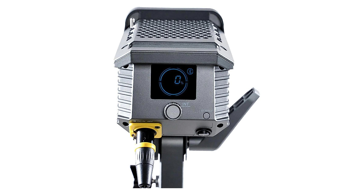 Amaran 100d LED Light - Bright Daylight Studio Lighting