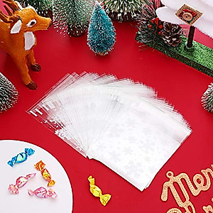 200 Pieces Christmas Cookie Bags Cellophane Treat Bags Snowflake Clear Candy Bag Gifts Goodies Bags with Self Adhesive Seal, 5.5 by 5.5 Inch (4 by 4 Inch)
