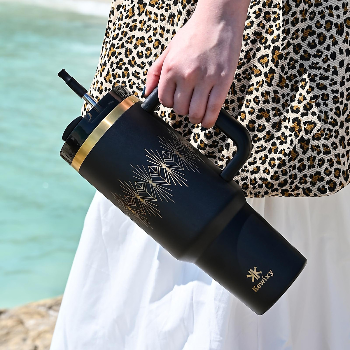 KEWIXY 40 oz Tumbler With Handle and Straw, Gloss Insulated Travel Tumbler, Fits in Cup Holder, Travel Coffee Mug with Lid, Included Leak Proof Straw Cover -Art Lines