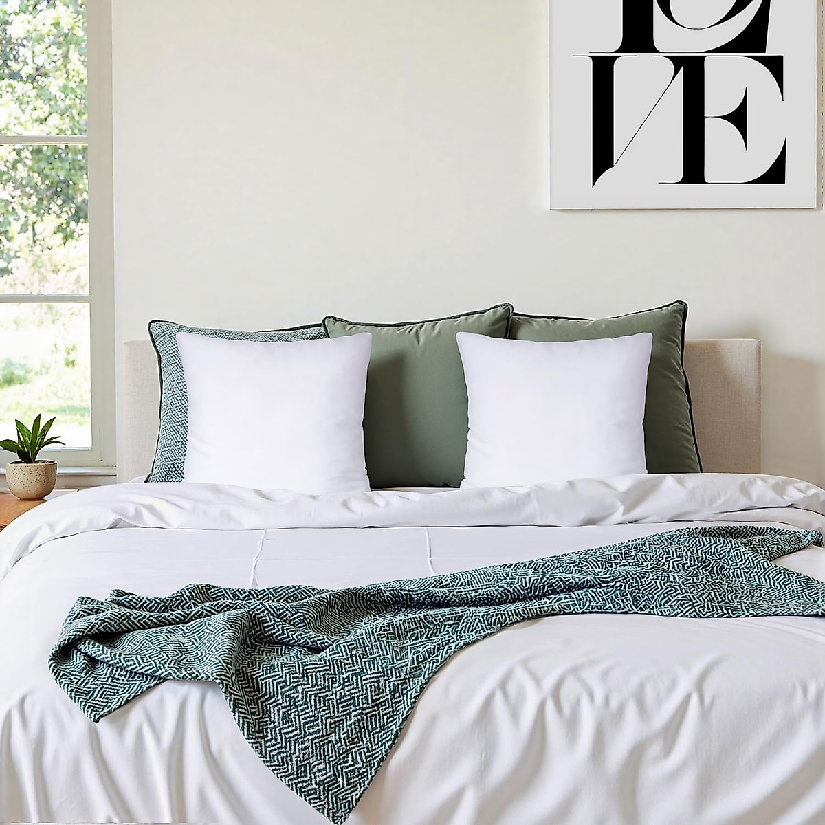 MIULEE Set of 2 Throw Pillow Inserts Hypoallergenic Premium Pillow Stuffer Square Form for Decorative Cushion Bed Couch Sofa 18x18 Inch