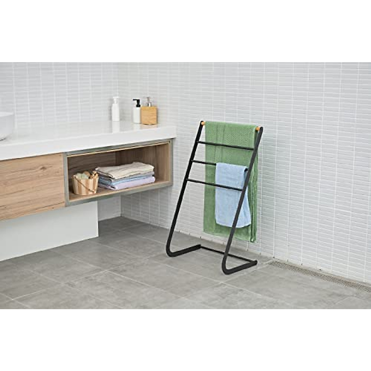 ikloo 32 Inch 4-Tier Freestanding Black Metal with Pine Wood Towel Rack for Bathroom with Hanging Bars, Laundry Room Drying Rack Organizer, Bathroom Storage Stand.
