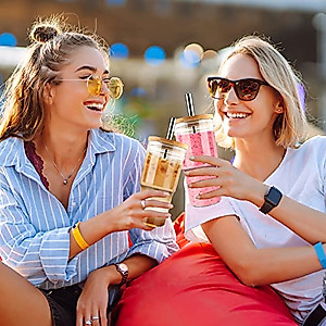 MOVNO Smoothie Mason Jar Cups with Lid And Straw, 22 oz Pack of 4 Reusable Boba Tea Drinking Jars Cup with Airtight Lids and Brush, Reusable Glass Tumbler with Sleeves for Iced Coffee,Milkshake, Gift